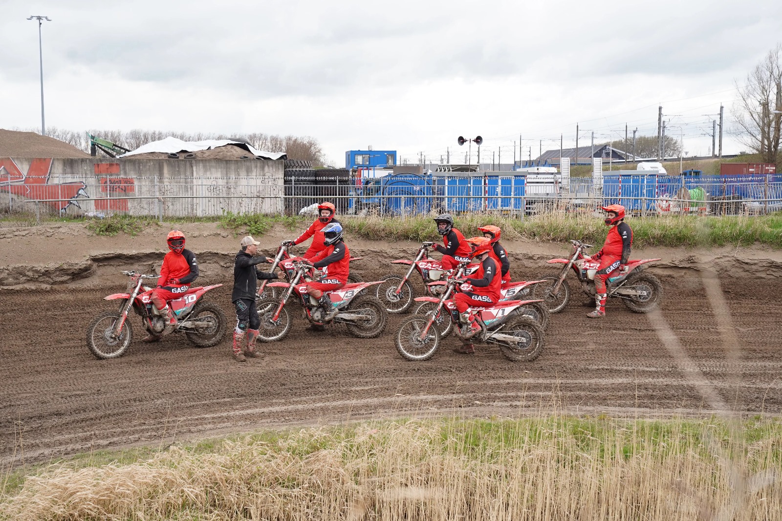 Offroad motor training - motoracademy.nl